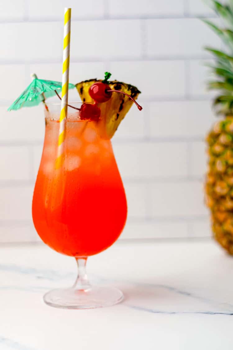 How to Make a Classic Jamaican Rum Punch